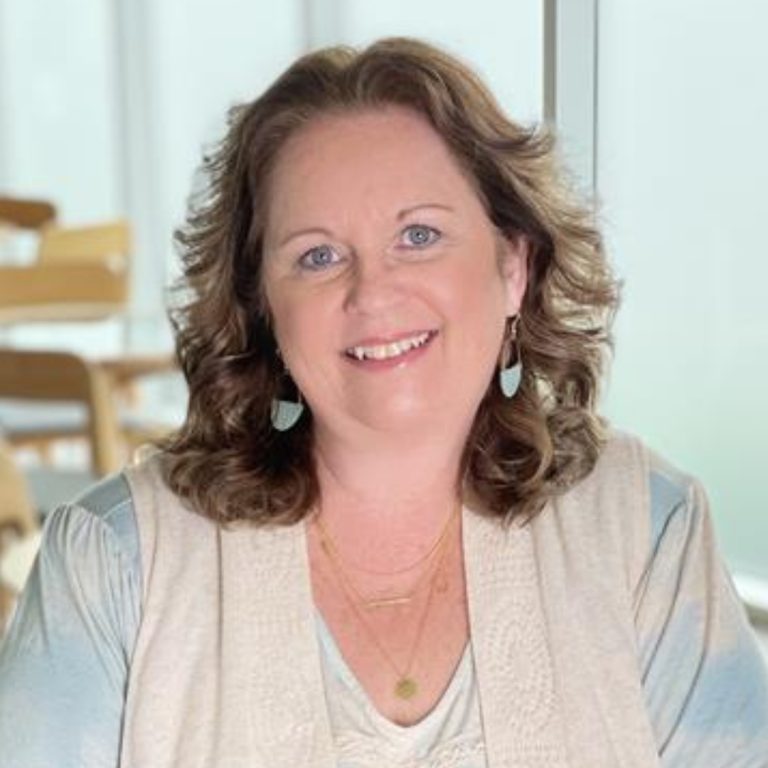Karen Ehman Headshot - FaithGateway Pages